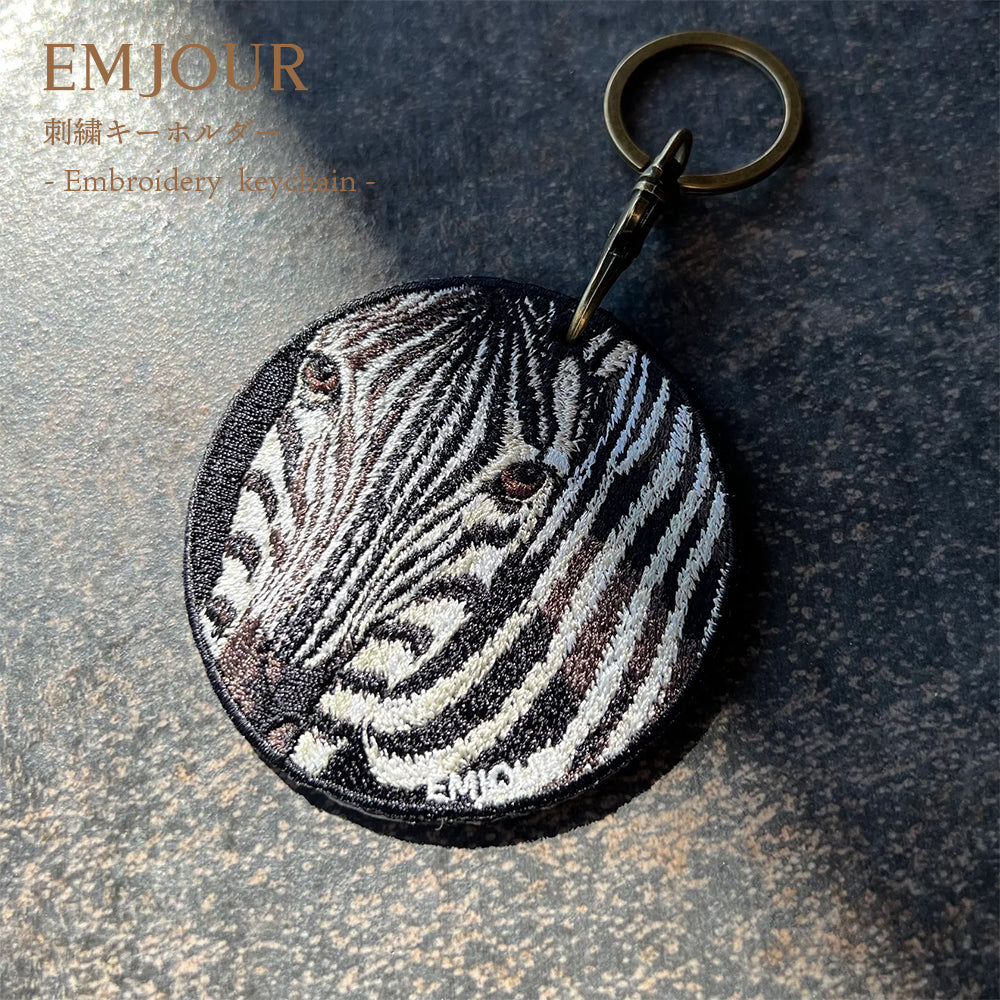 EMJOUR エンジュール 刺繍 キーホルダー チャーム 台湾 ナマケモノ うさぎ ハリネズミ シマウマ ゼブラ ラビット sloth ra – Emjour Japan